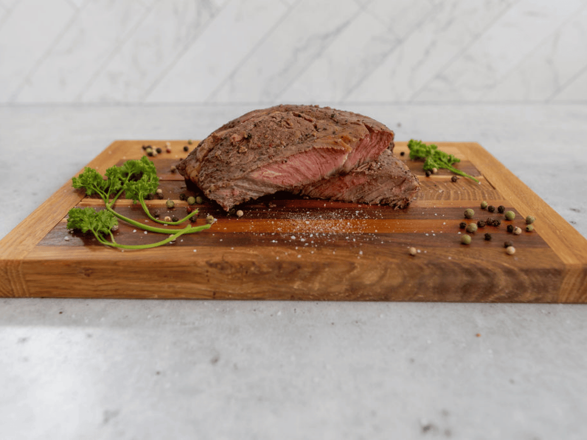 Oak Barn Beef | Nebraska Raised & Dry Aged Beef from our Family Farm