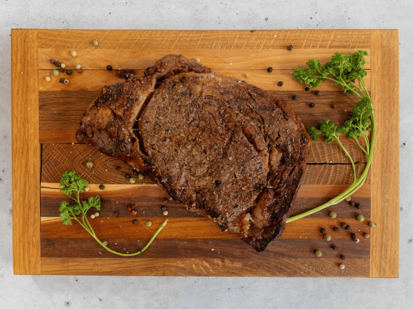Oak Barn Beef | Nebraska Raised & Dry Aged Beef from our Family Farm